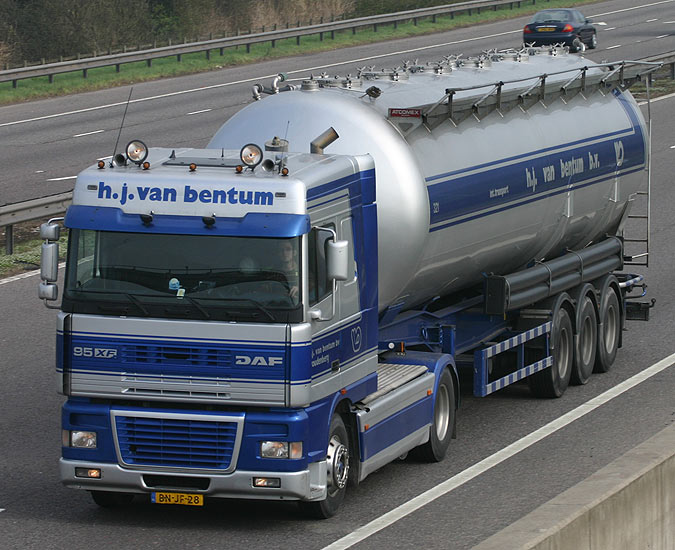 H J Van Bentum now there's a tidy fleet - news from Lorryspotting.com