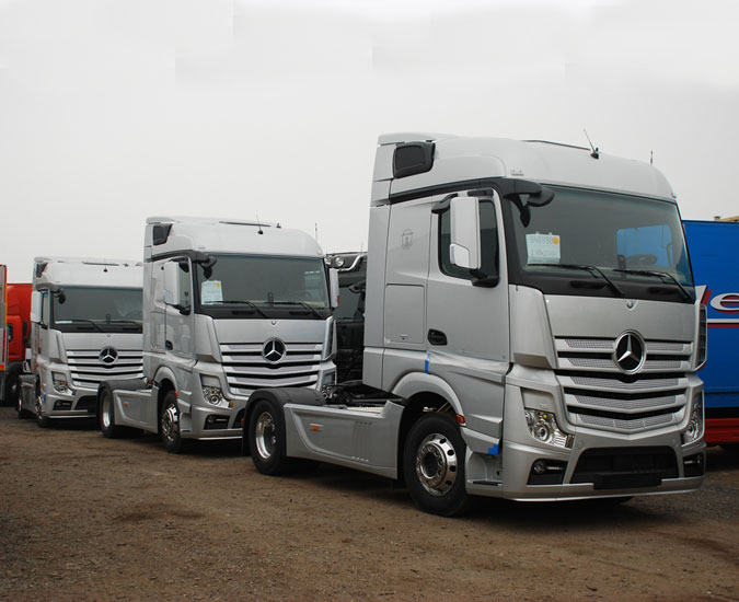 UK registered new Actros - news from Lorryspotting.com