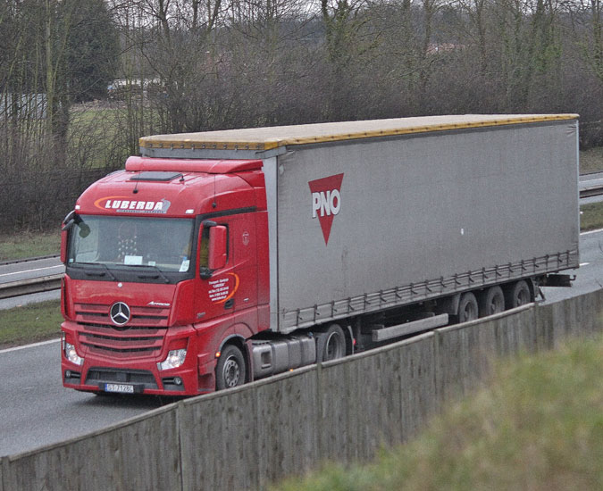 New look Actros (2) - news from Lorryspotting.com