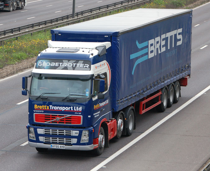 Bretts Transport on the M25 - news from Lorryspotting.com