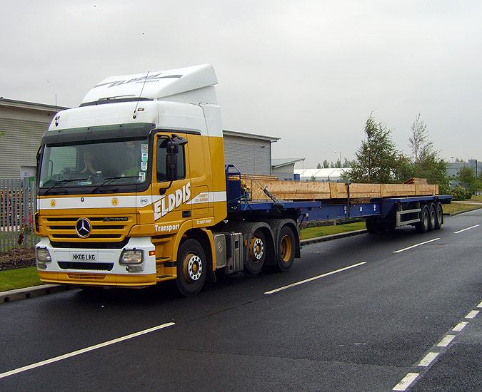 Long load for Elddis - news from Lorryspotting.com