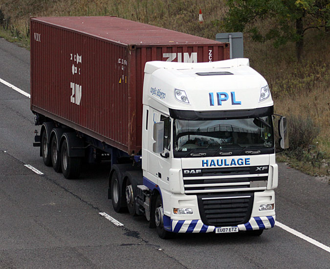IPL Haulage on the M40 - news from Lorryspotting.com