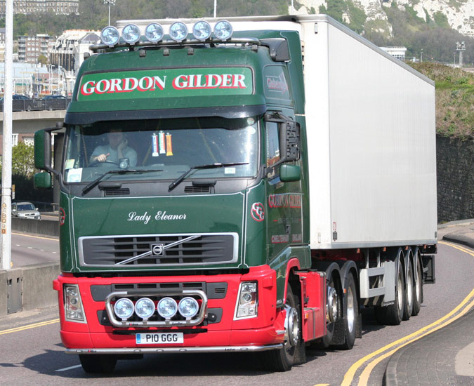 Gordon Gilder at Dover - news from Lorryspotting.com