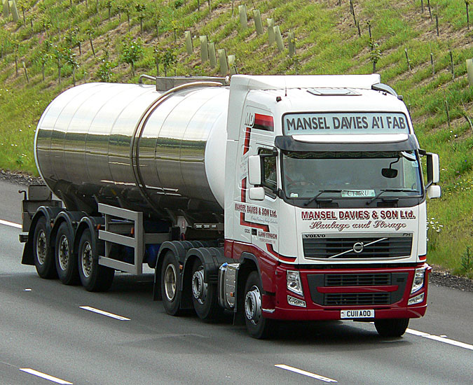 New Volvos for Mansel Davies - news from Lorryspotting.com