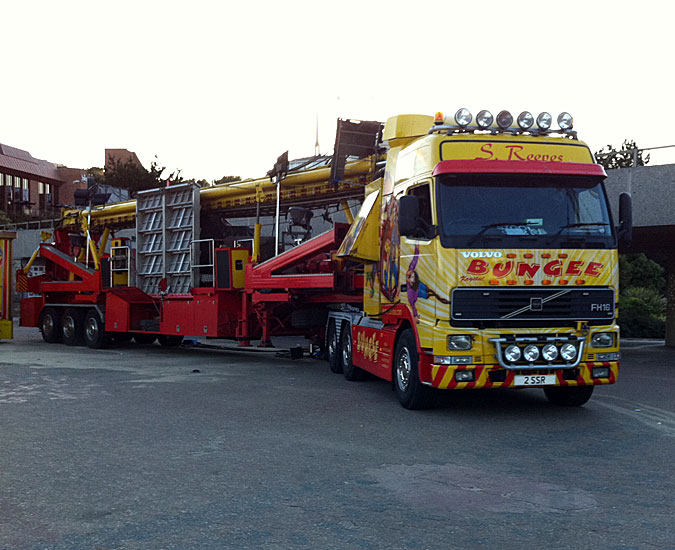 FH16 fun fair lorry - news from Lorryspotting.com