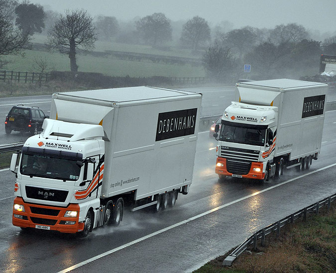 Maxwell Freight Services x 2 - news from Lorryspotting.com