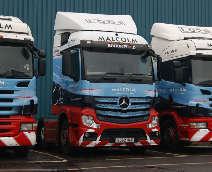 W H Malcolm trial new look Actros - news from Lorryspotting.com