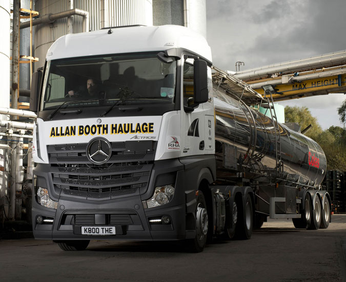 New Actros for Allan Booth Haulage - news from Lorryspotting.com