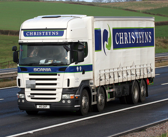 Strange lorry, strange reg - news from Lorryspotting.com