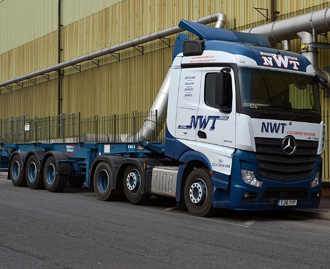 Newell & Wright Transport - news from Lorryspotting.com