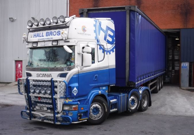 Hall Bros - news from Lorryspotting.com