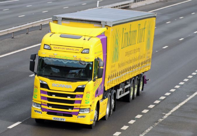 Rocks Off Gravel - news from Lorryspotting.com